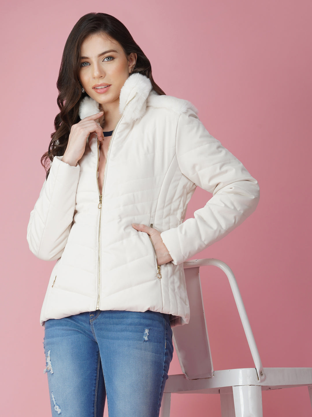 White Collar and Shoulder Fur Jacket – ACMMO